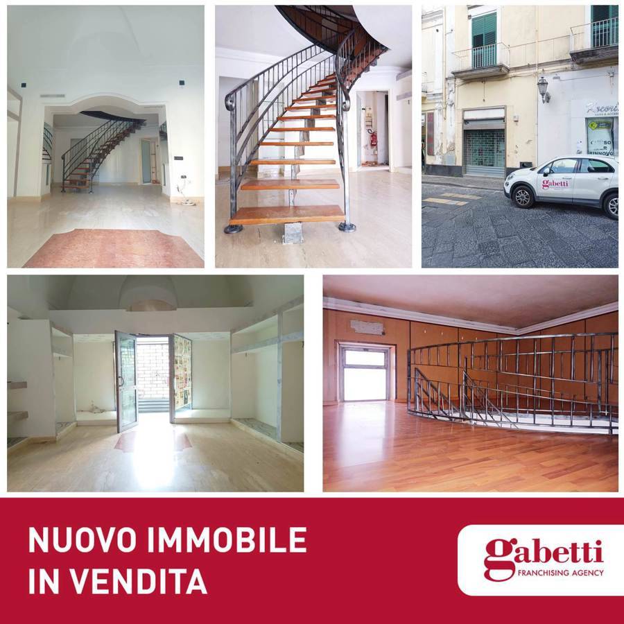 Locale commerciale in Vendita