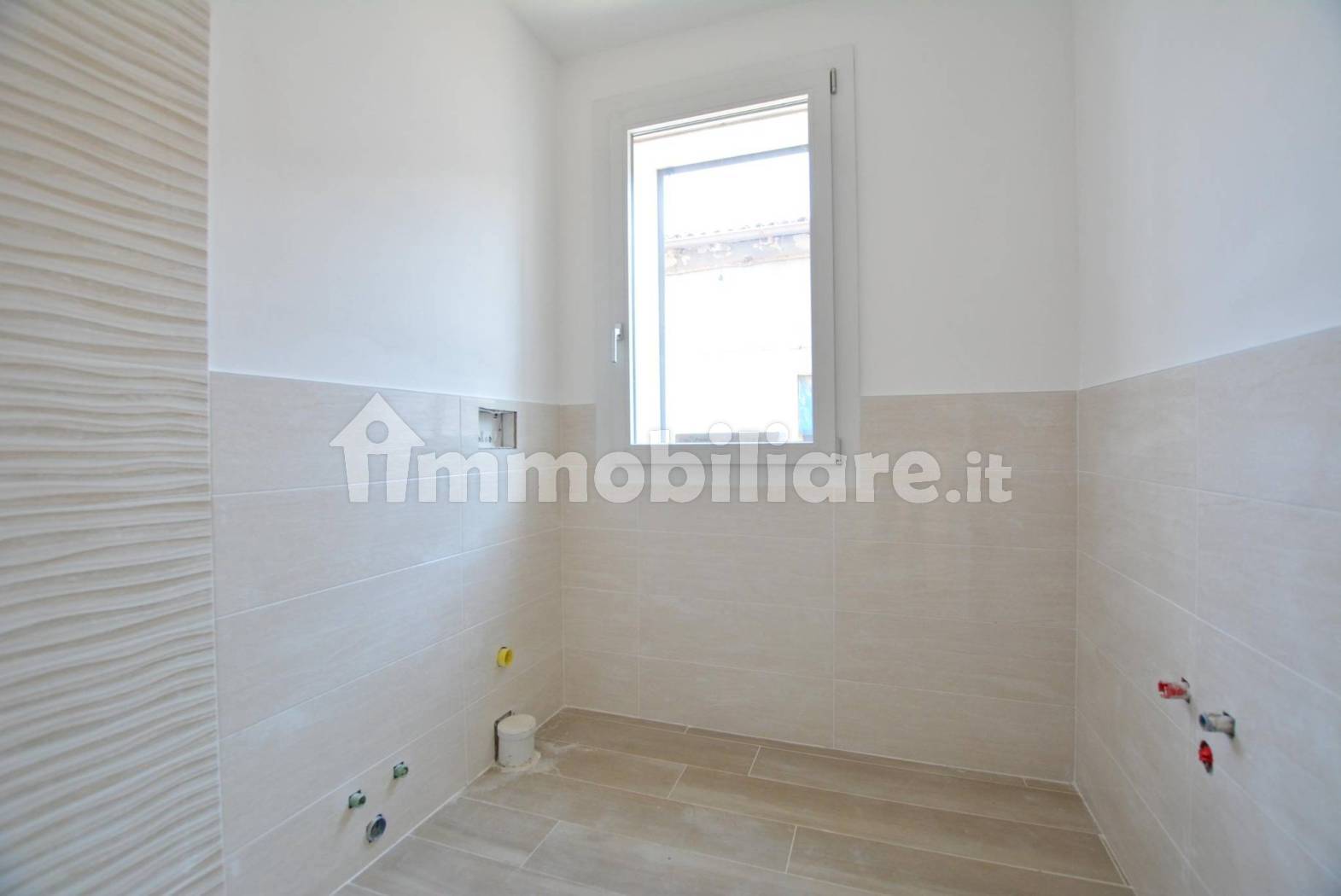 Trilocale via cavour, 4, Centro, Livraga