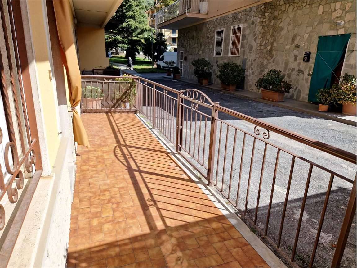 Trilocale via Giacomo Bianchi, Cervo