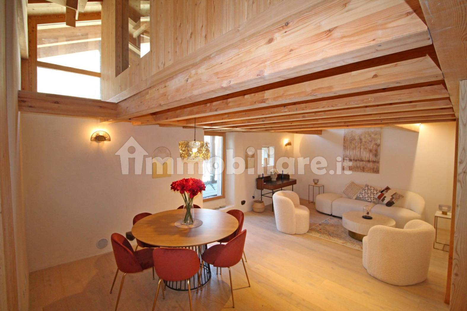 Trilocale frazione Bourg, Centro, Antey-Saint-Andrè