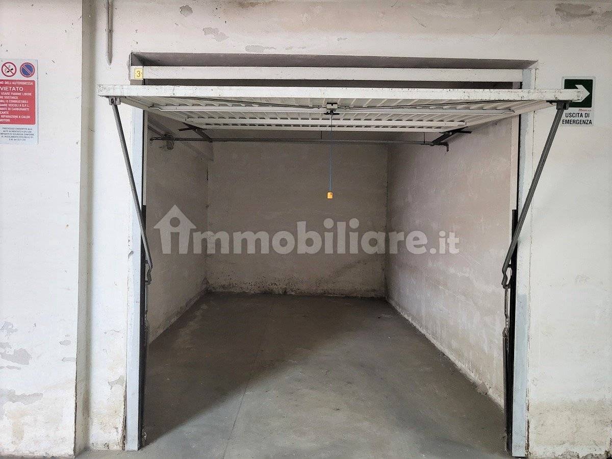 Garage - Box in Vendita