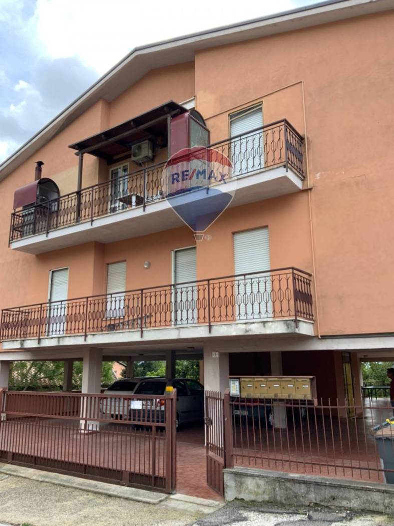 Appartamento buono stato, primo piano, Gabelletta, Terni