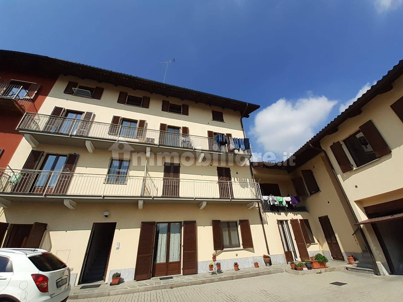 Quadrilocale via Caretto 34, Centro, Castelnuovo Don Bosco