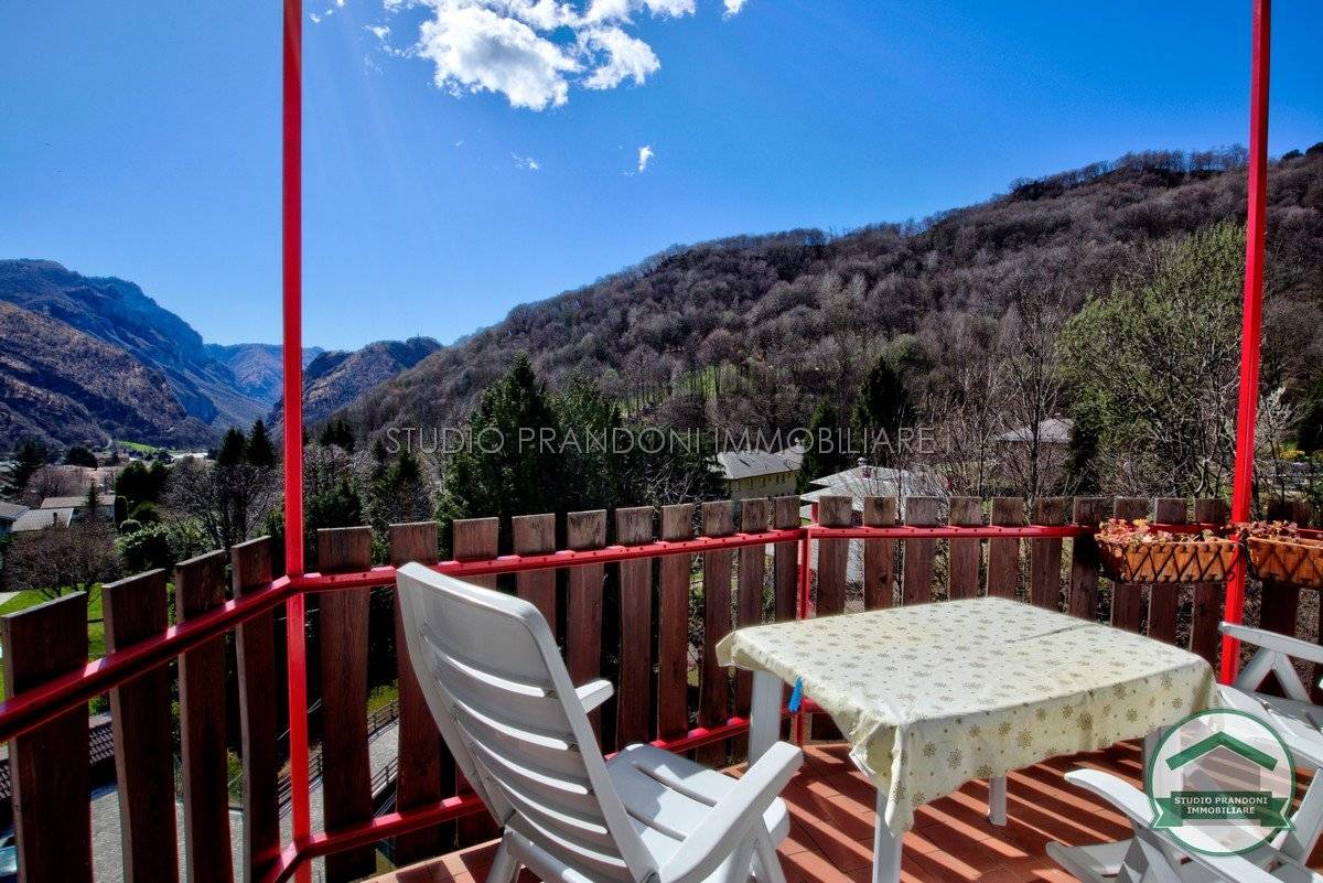 Trilocale via Caraveda 11, Centro, Ballabio