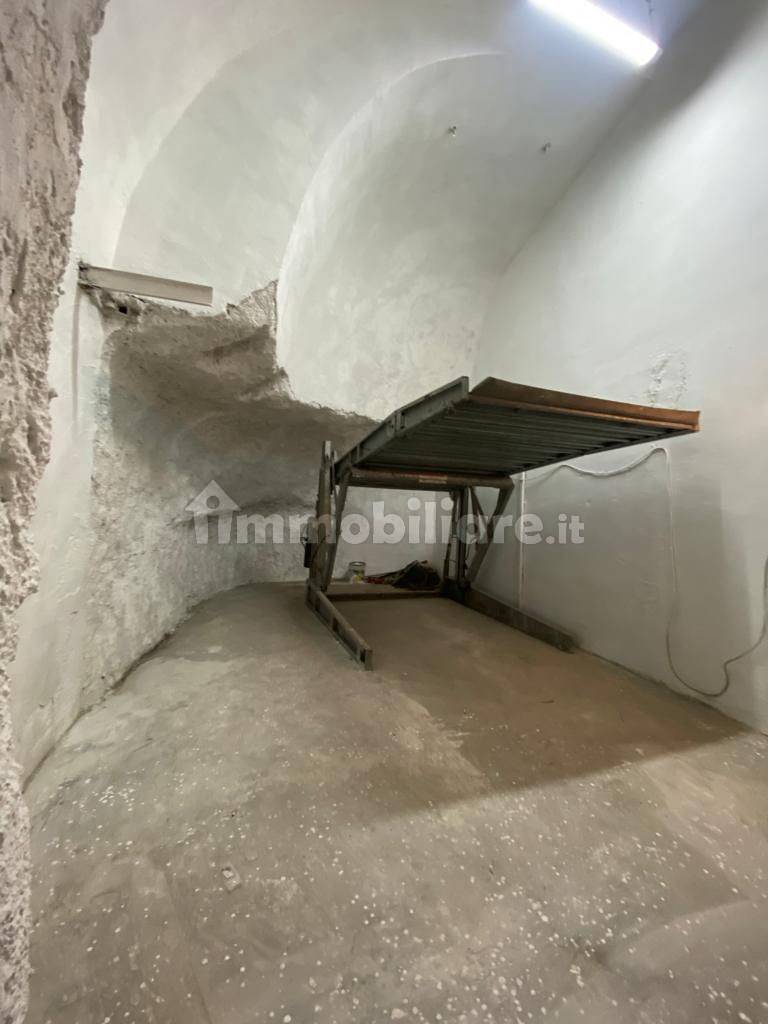 Garage - Box in Vendita