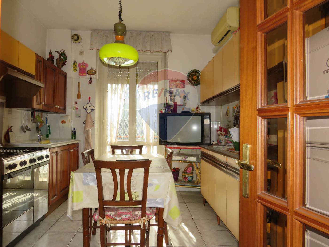 Appartamento buono stato, terzo piano, Borgo Bovio, Terni