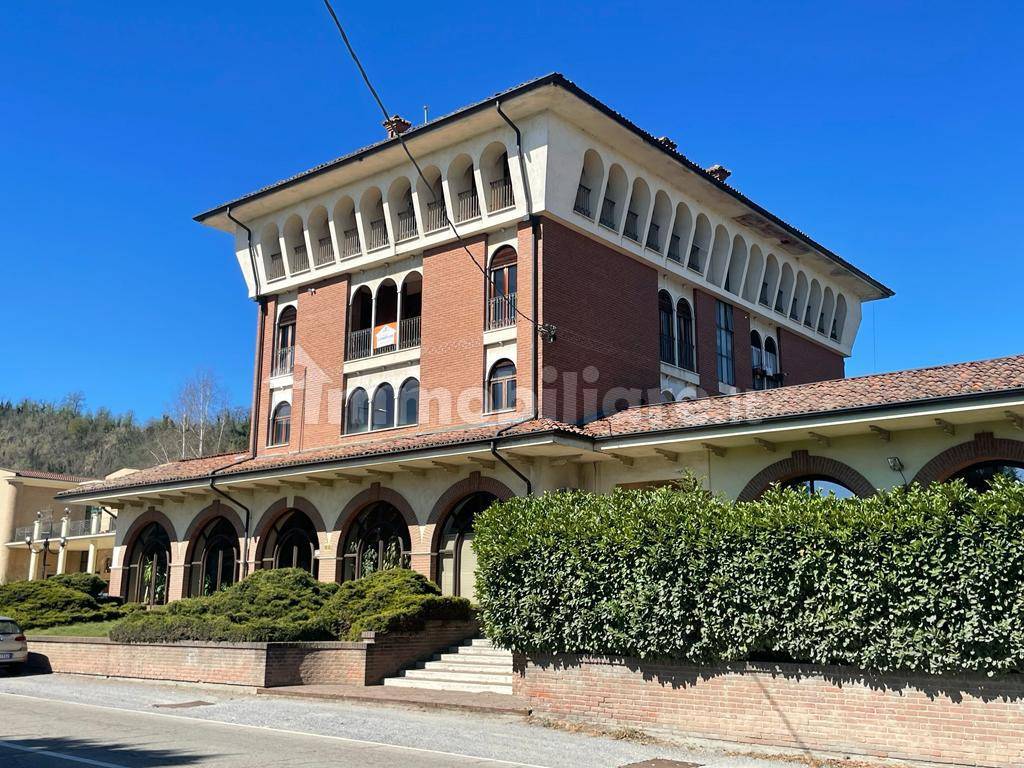 Appartamento via Torino 7, Rontomellone Incisa, Vezza d'Alba
