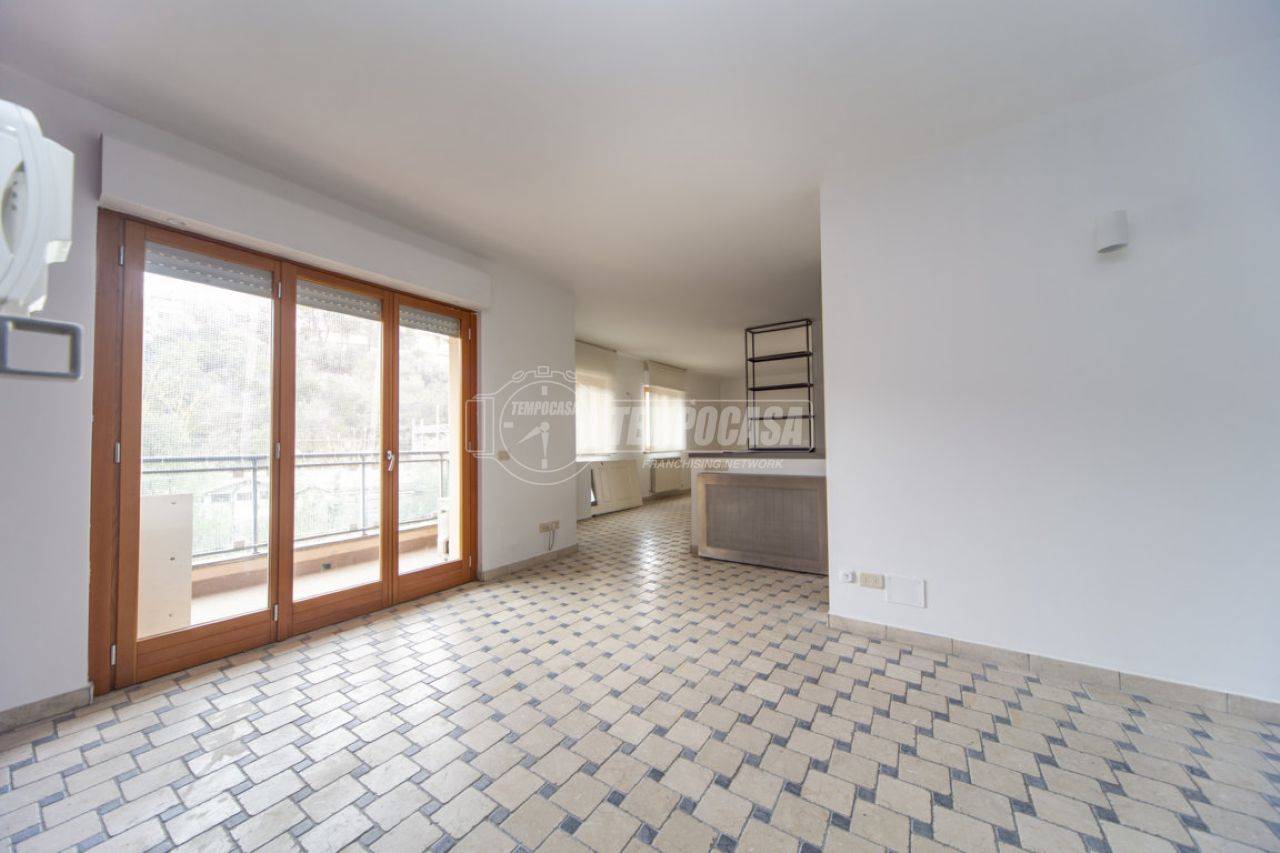 Quadrilocale buono stato, terzo piano, Ponte San Giovanni - Balanzano, Perugia