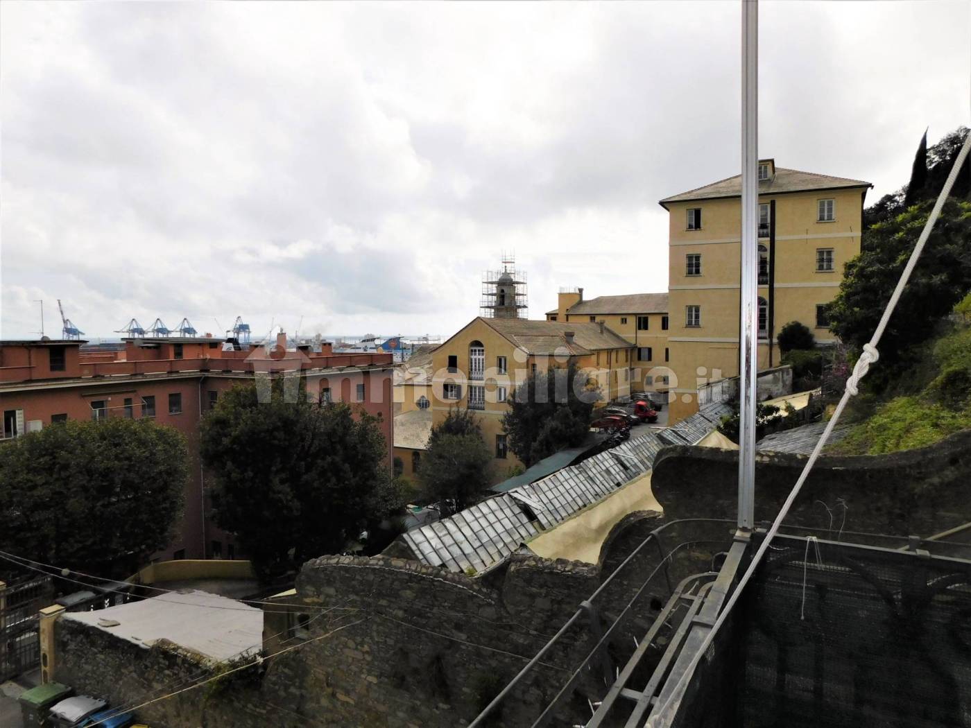 Appartamento via Asilo Davide e Delfina Garbarino, Dinegro, Genova