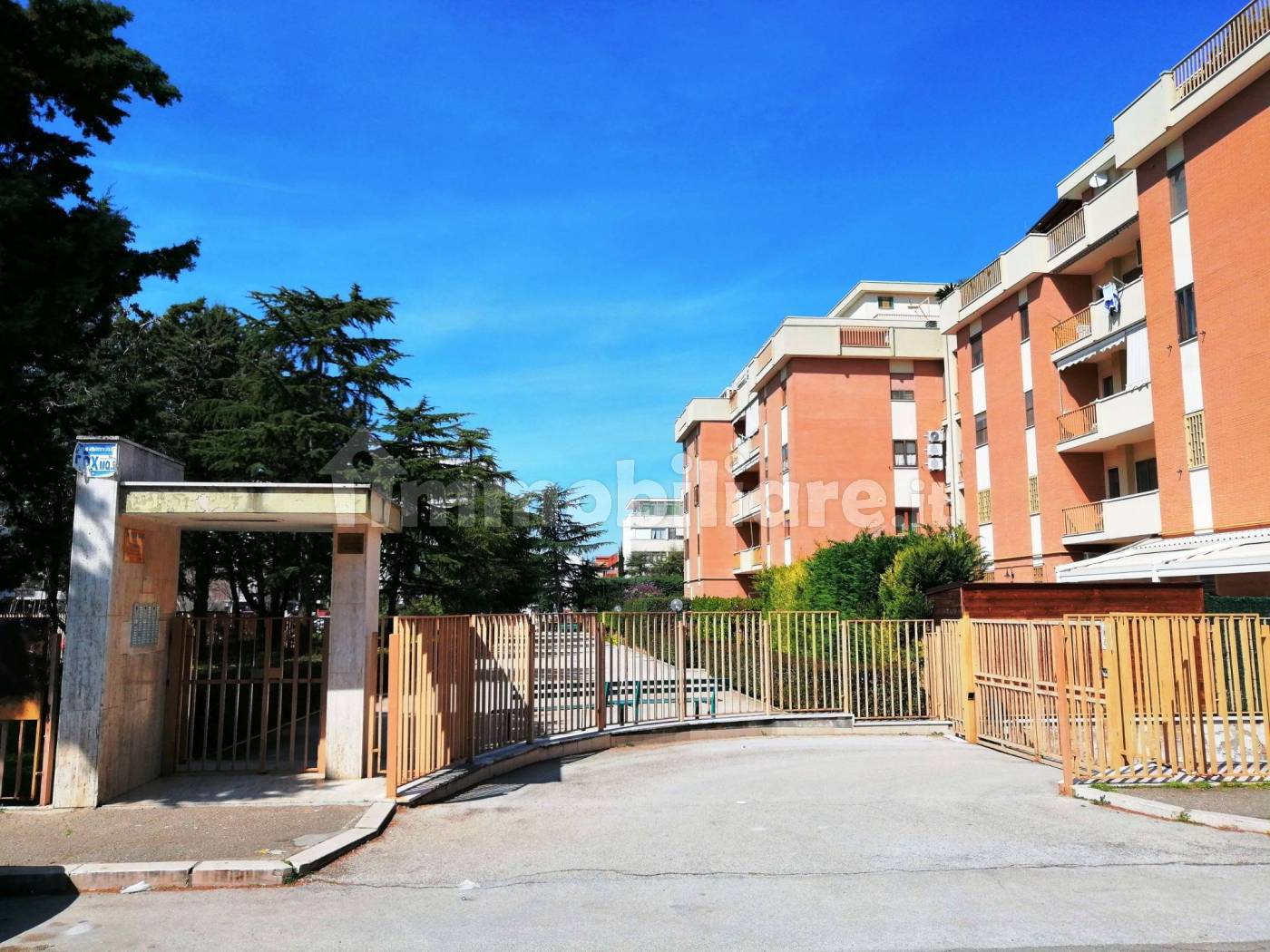 Trilocale via Vittorio De Miro d'Ajeta 7, Rione Martucci - Diaz, Foggia
