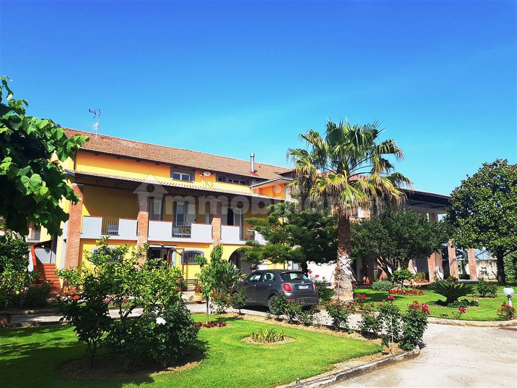 Villa unifamiliare, nuova, 800 m², Pugliano, Montecorvino Pugliano