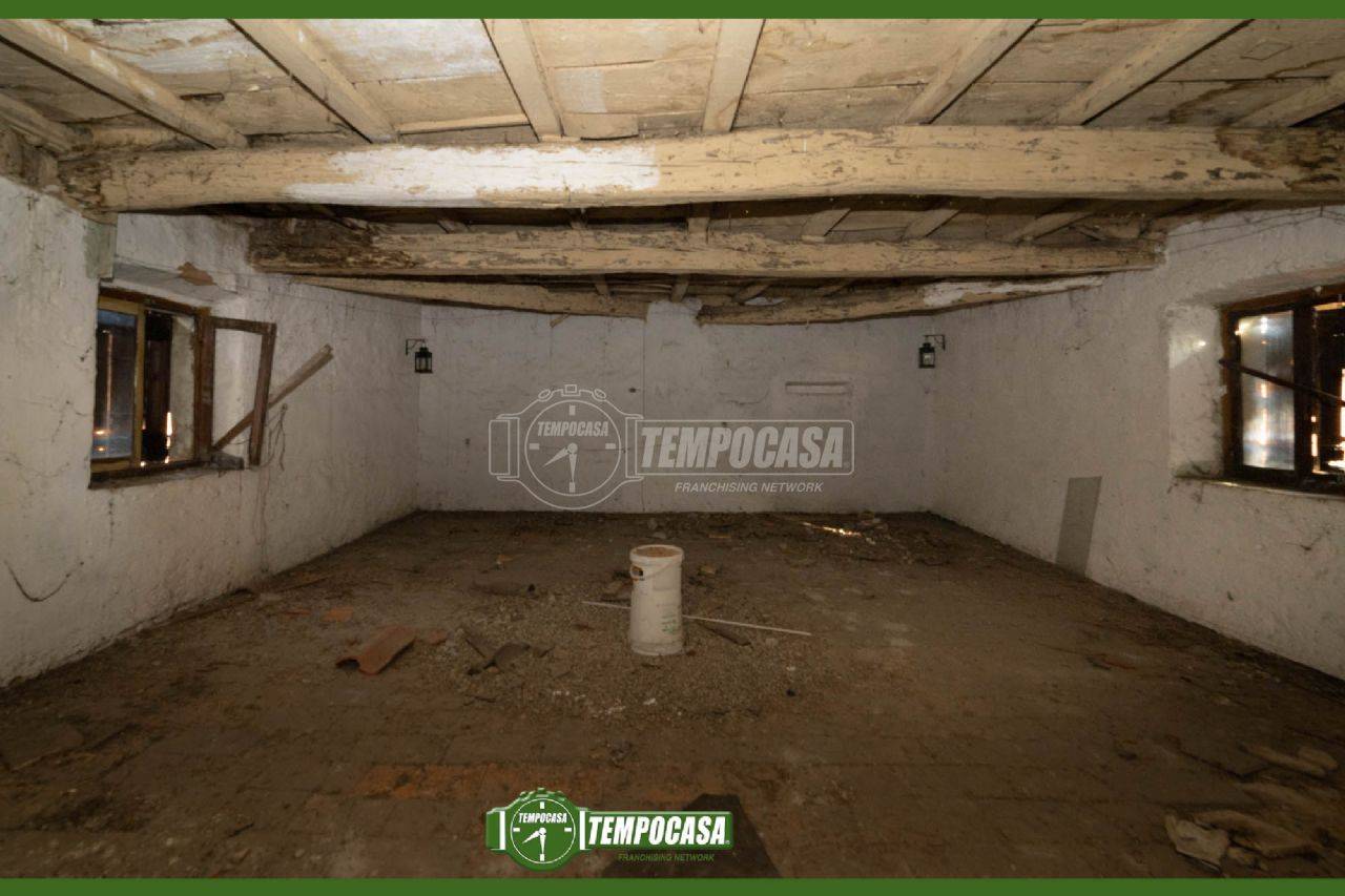 Bilocale via Tenaglie 15, Centro, Ornago