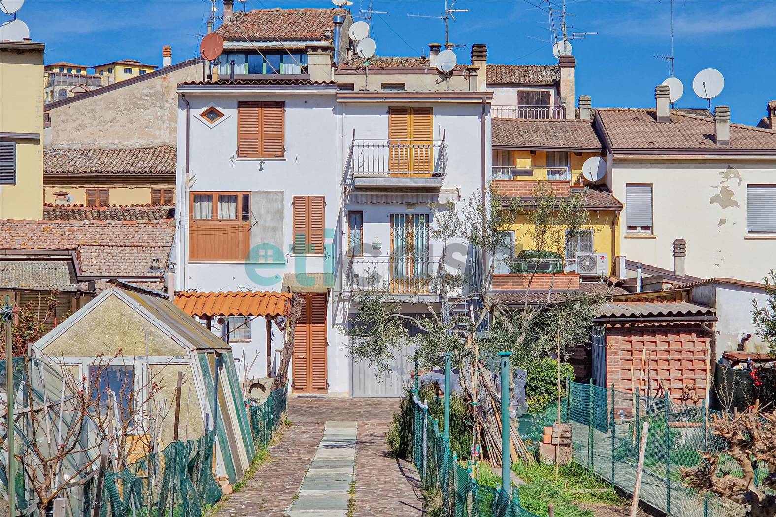 Trilocale via del Borgo 27, Carmiano 27, Carmiano, Vigolzone