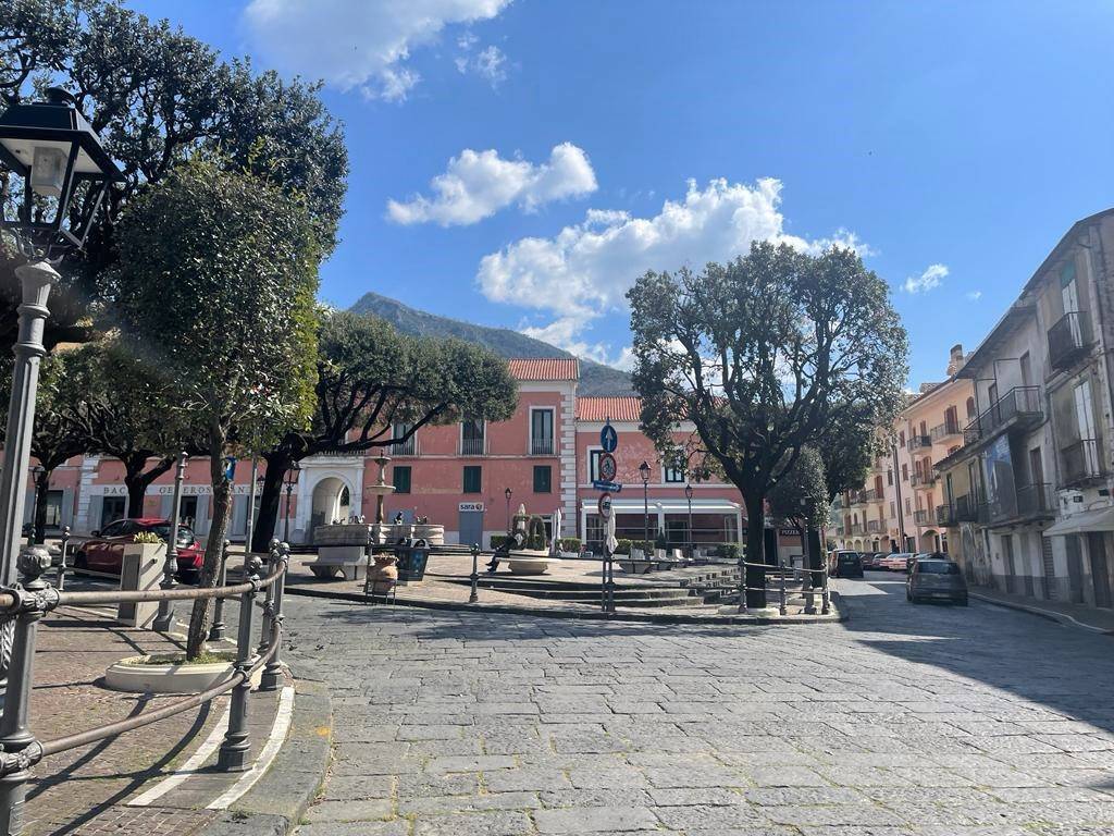 Trilocale via Umberto Linguiti 46, San Giovanni-santa Caterina, Giffoni Valle Piana