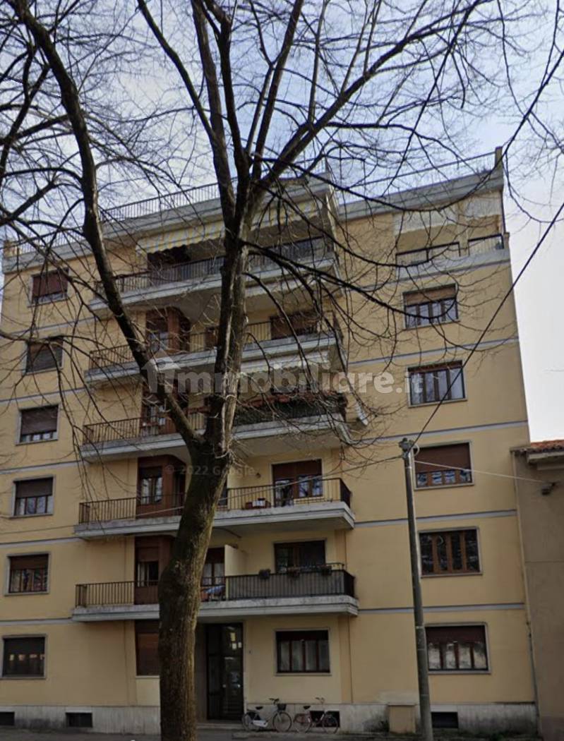 Quadrilocale piazzale Medaglie d'Oro 9, Centro, Gorizia