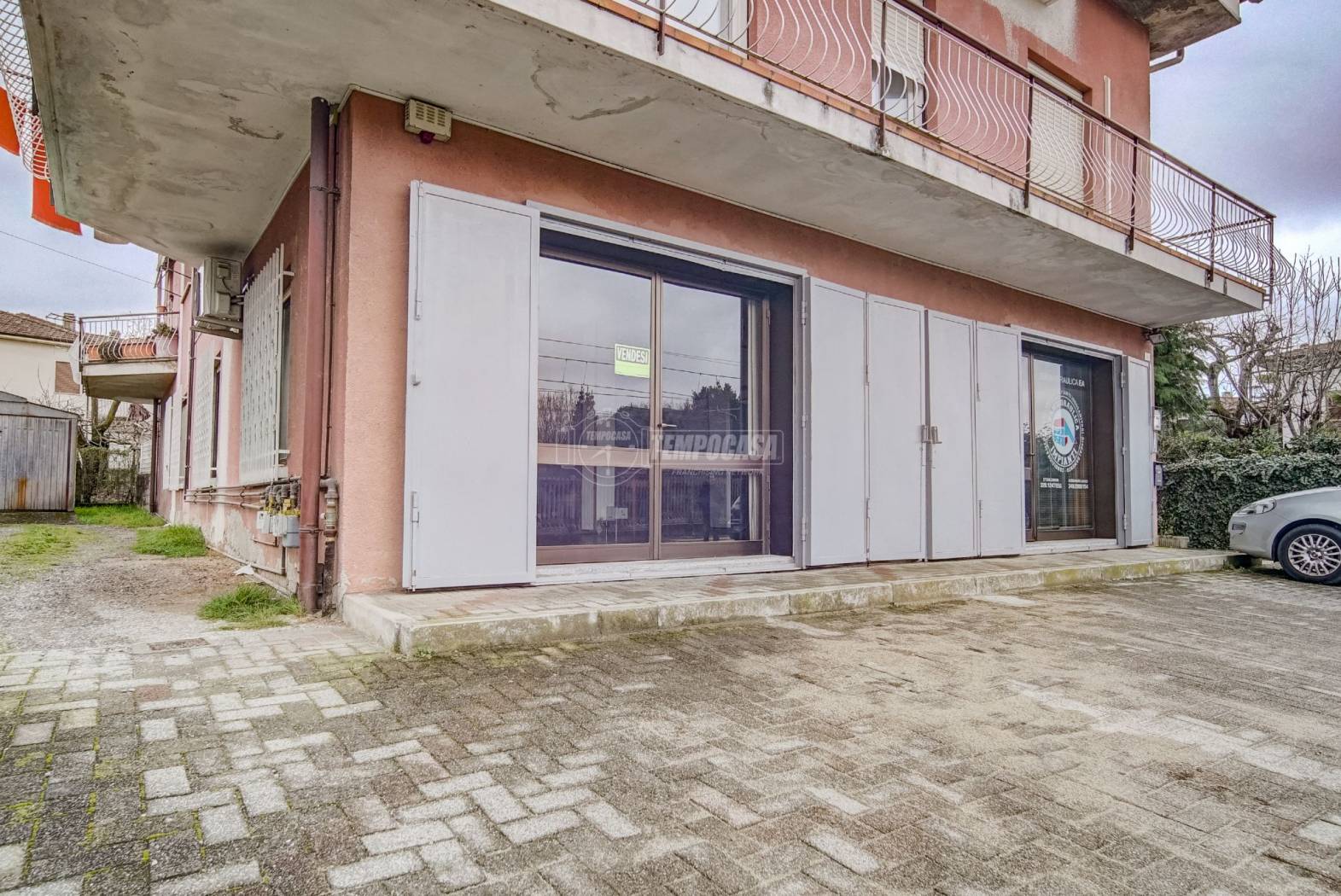 Bilocale via Ribot, Dormelletto