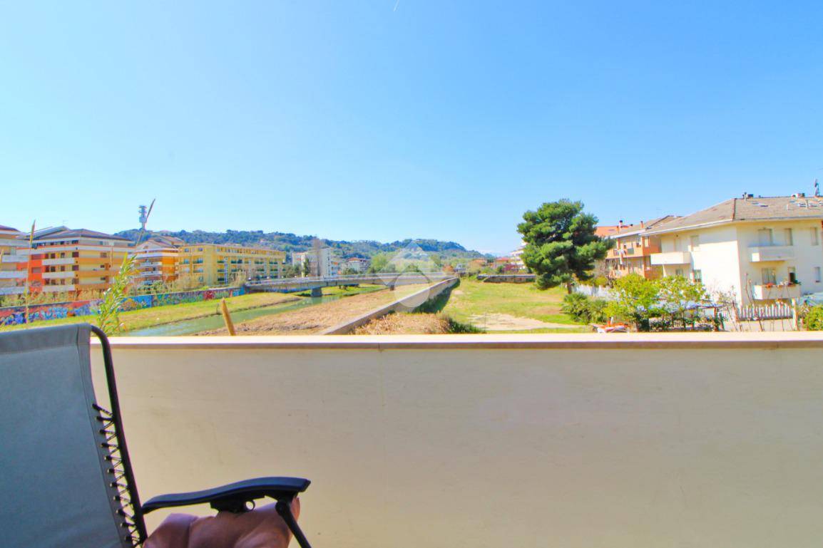 Bilocale via della rinascita 68, Centro, Francavilla al Mare