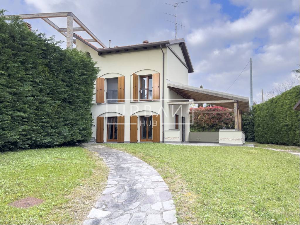 Villa bifamiliare via Mongarella, Grisignano, Forlì