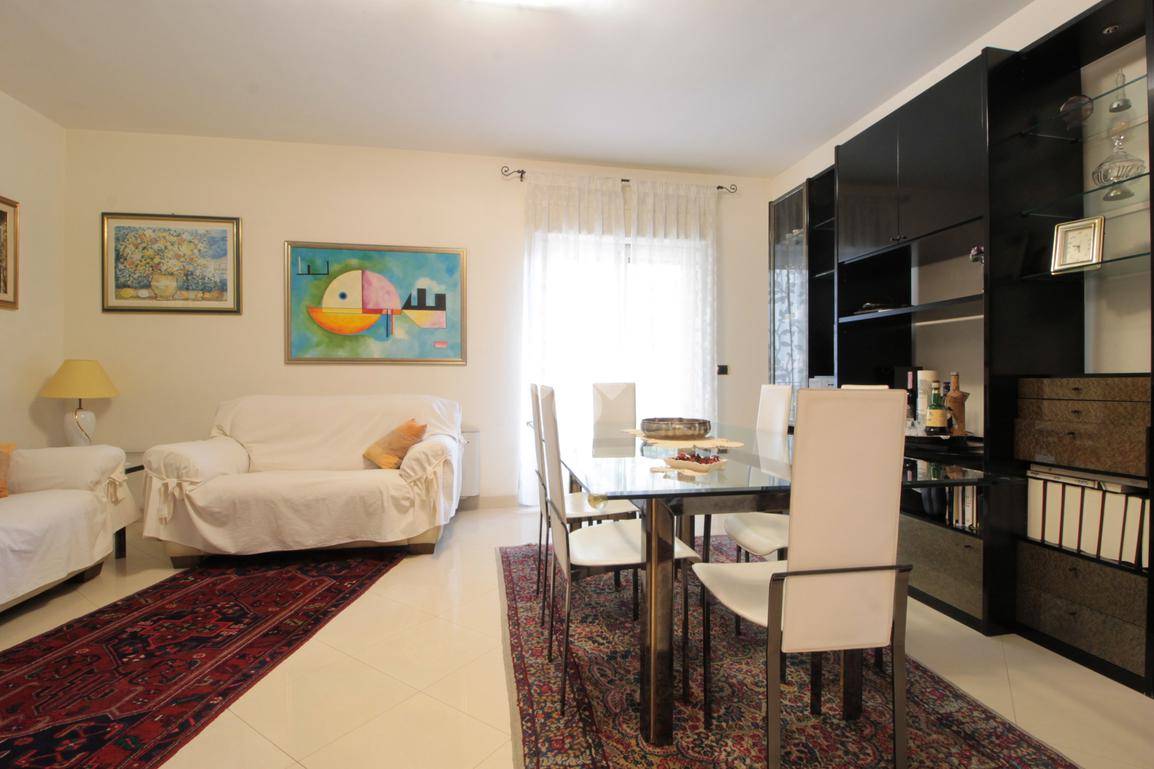 Quadrilocale via Olimpia, San Licandro, Messina