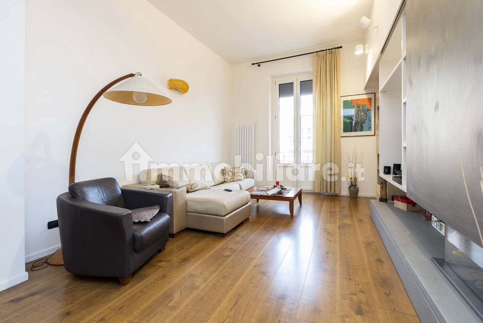 Trilocale via Montenegro 19, Umbertina - Madonnella, Bari