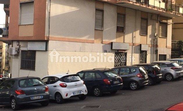 Attività commerciale con laboratorio in Vendita