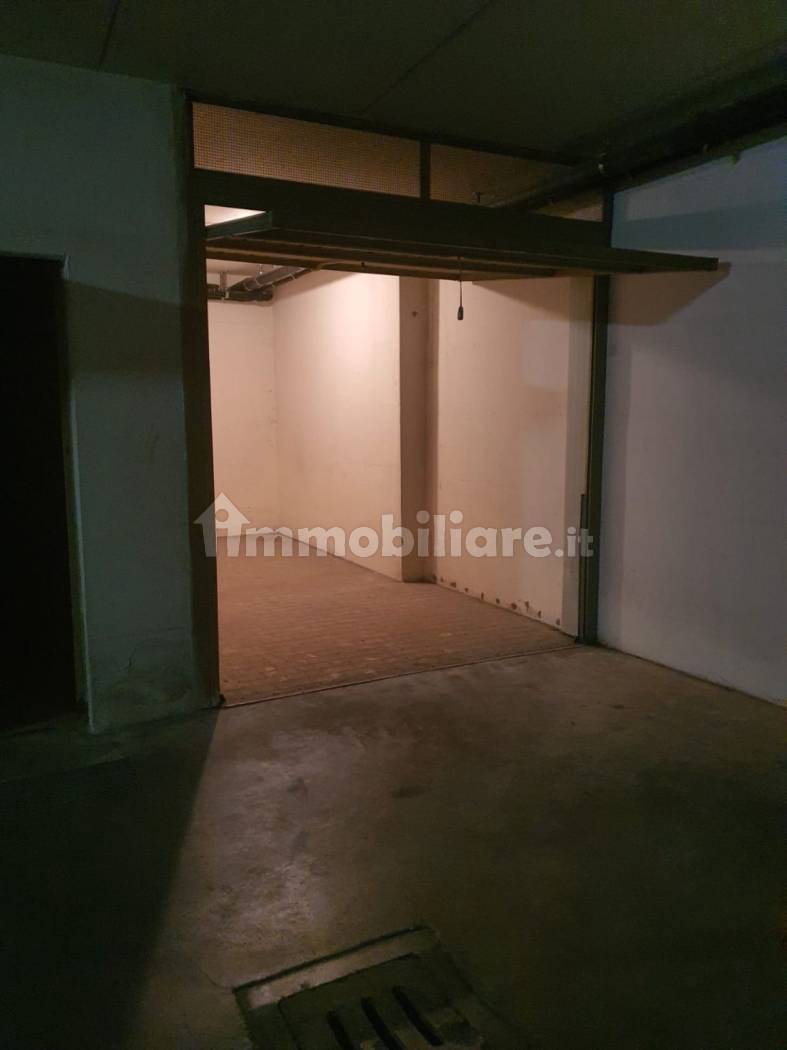 Garage - Box in Vendita
