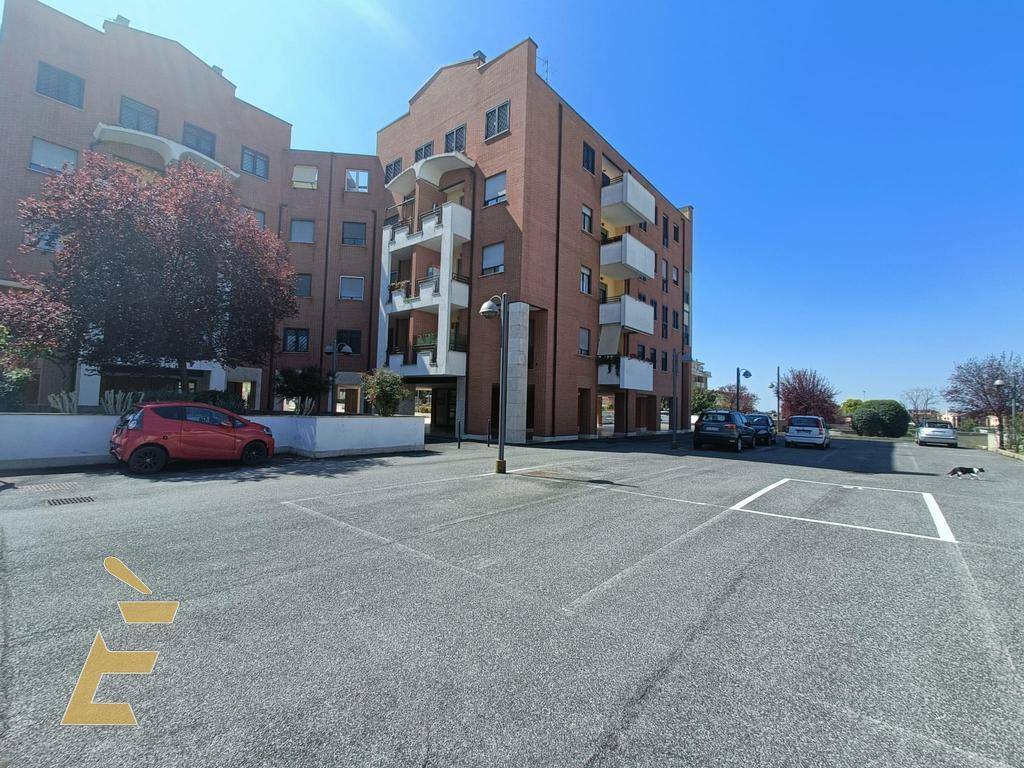 Posto auto - moto in Vendita