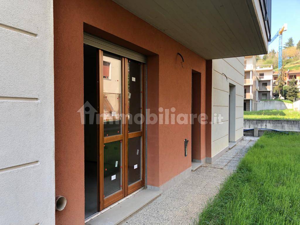 Trilocale via Marzabotto, Centro, Trescore Balneario