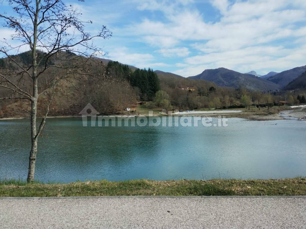 Affitto Appartamento Minucciano. Quadrilocale in via Pio La Torre 19 ...