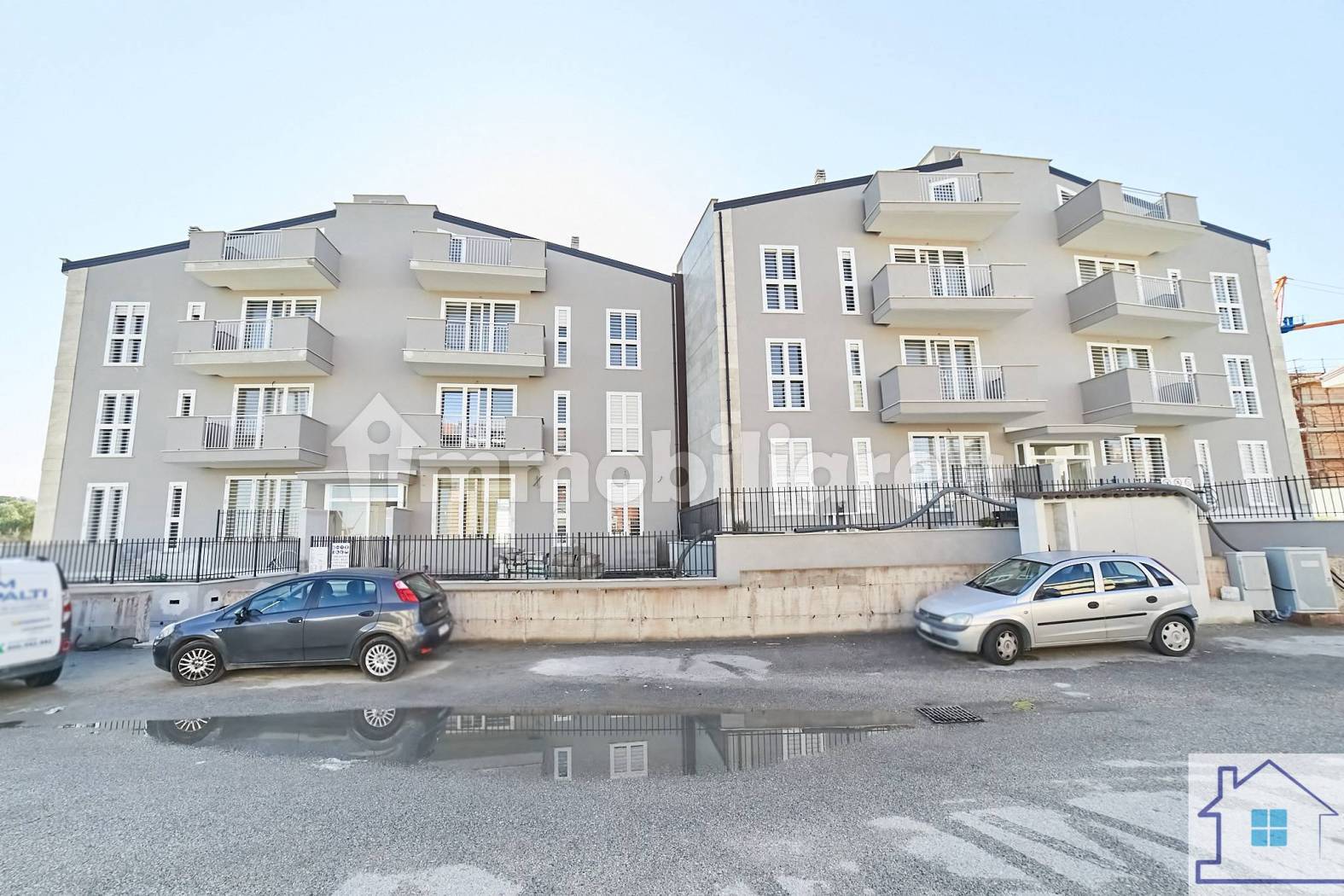 Trilocale via di Colle Oliva, Ciampino