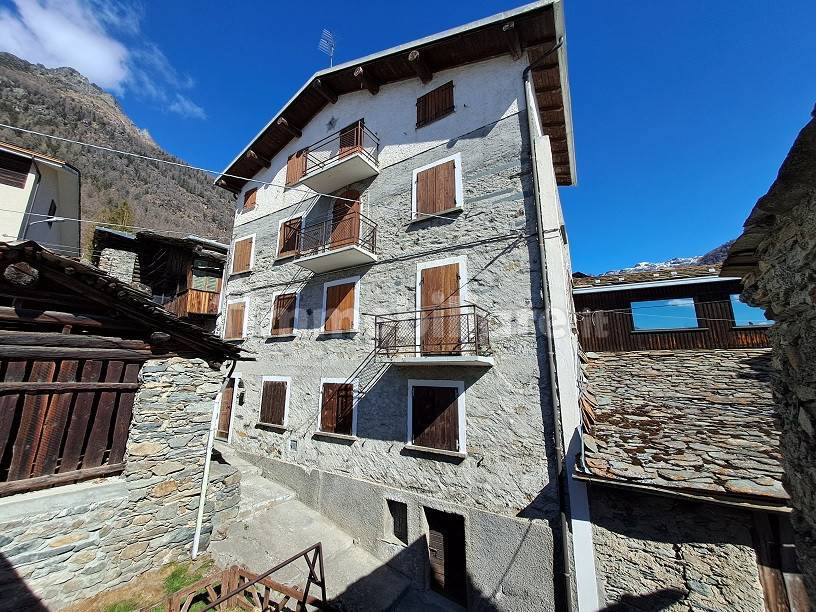 Trilocale Località Primolo 97, Primolo, Chiesa in Valmalenco