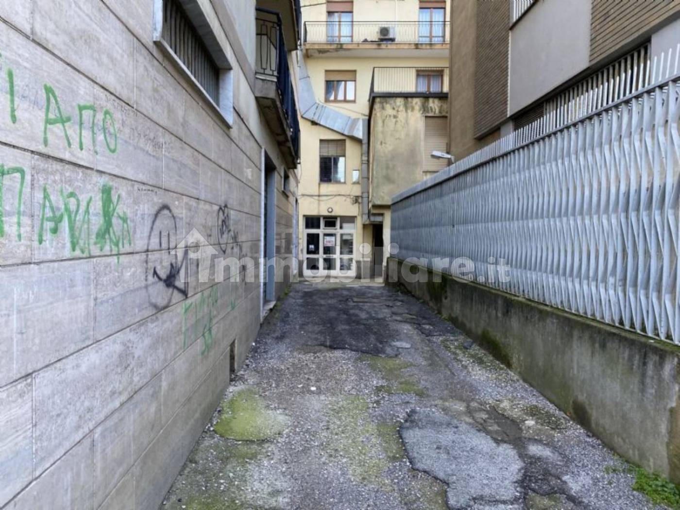 Garage - Box in Vendita