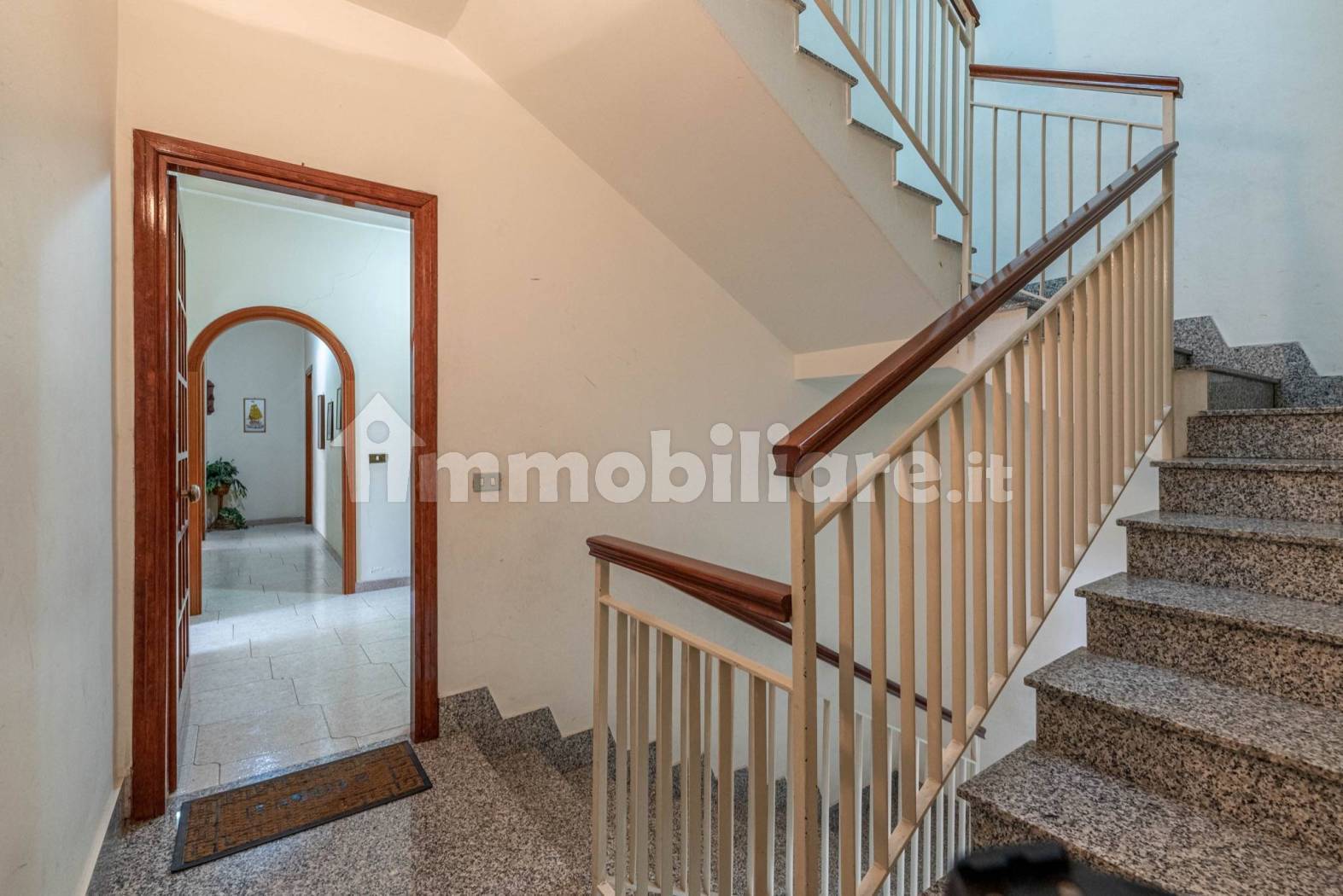 Quadrilocale via Dante Alighieri, Ficarazzi