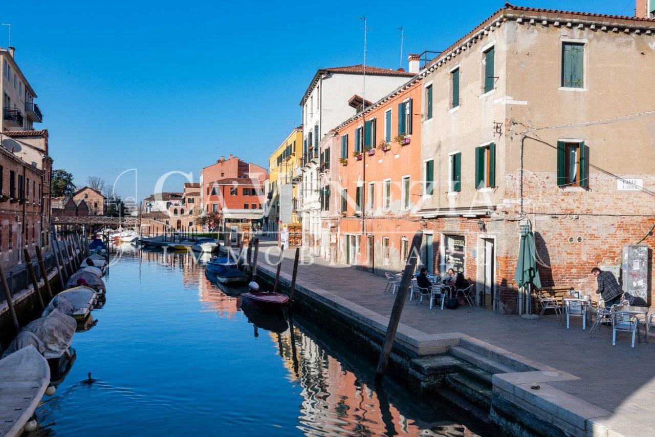 Quadrilocale da ristrutturare, primo piano, Dorso Duro - San Barnaba, Venezia
