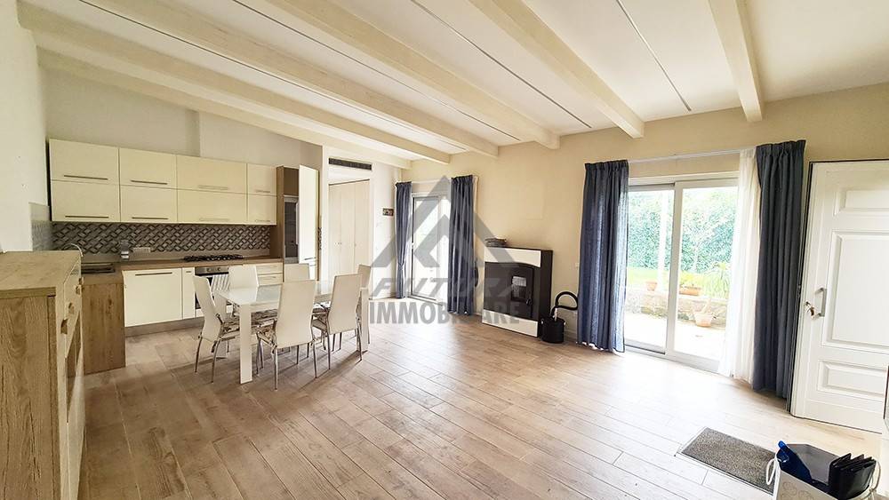 Trilocale ottimo stato, Massa Lubrense