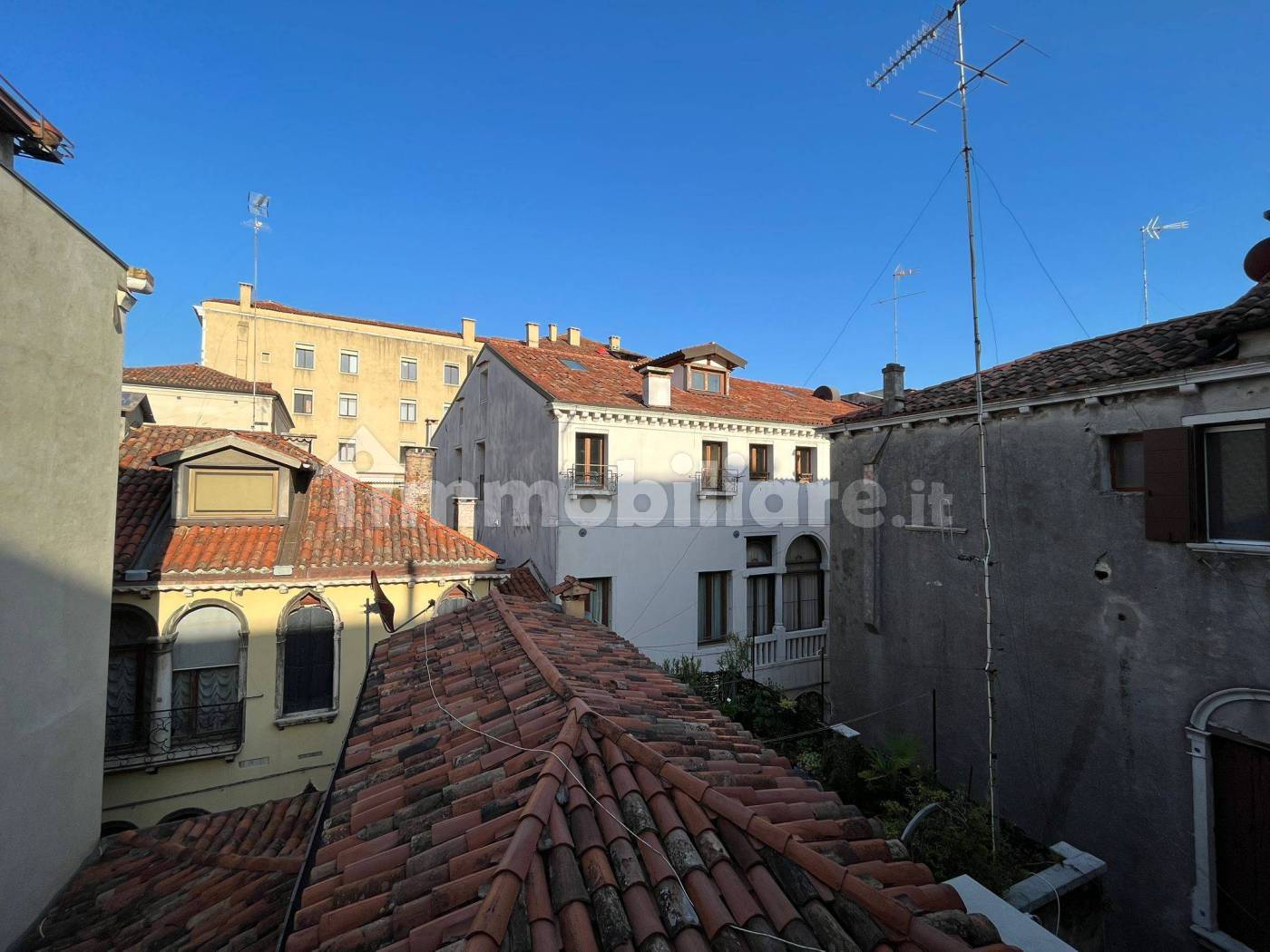 Quadrilocale Campo San Maurizio, San Marco, Venezia