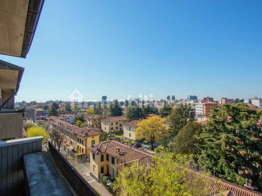 Vendita Appartamento Udine. Quadrilocale in via Generale.... Buono ...