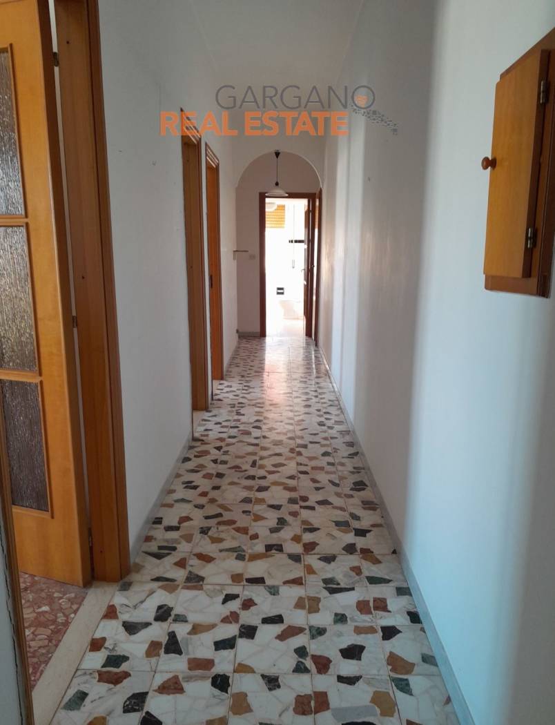 Quadrilocale via Papa Giovanni XXIII, Centro, Vieste