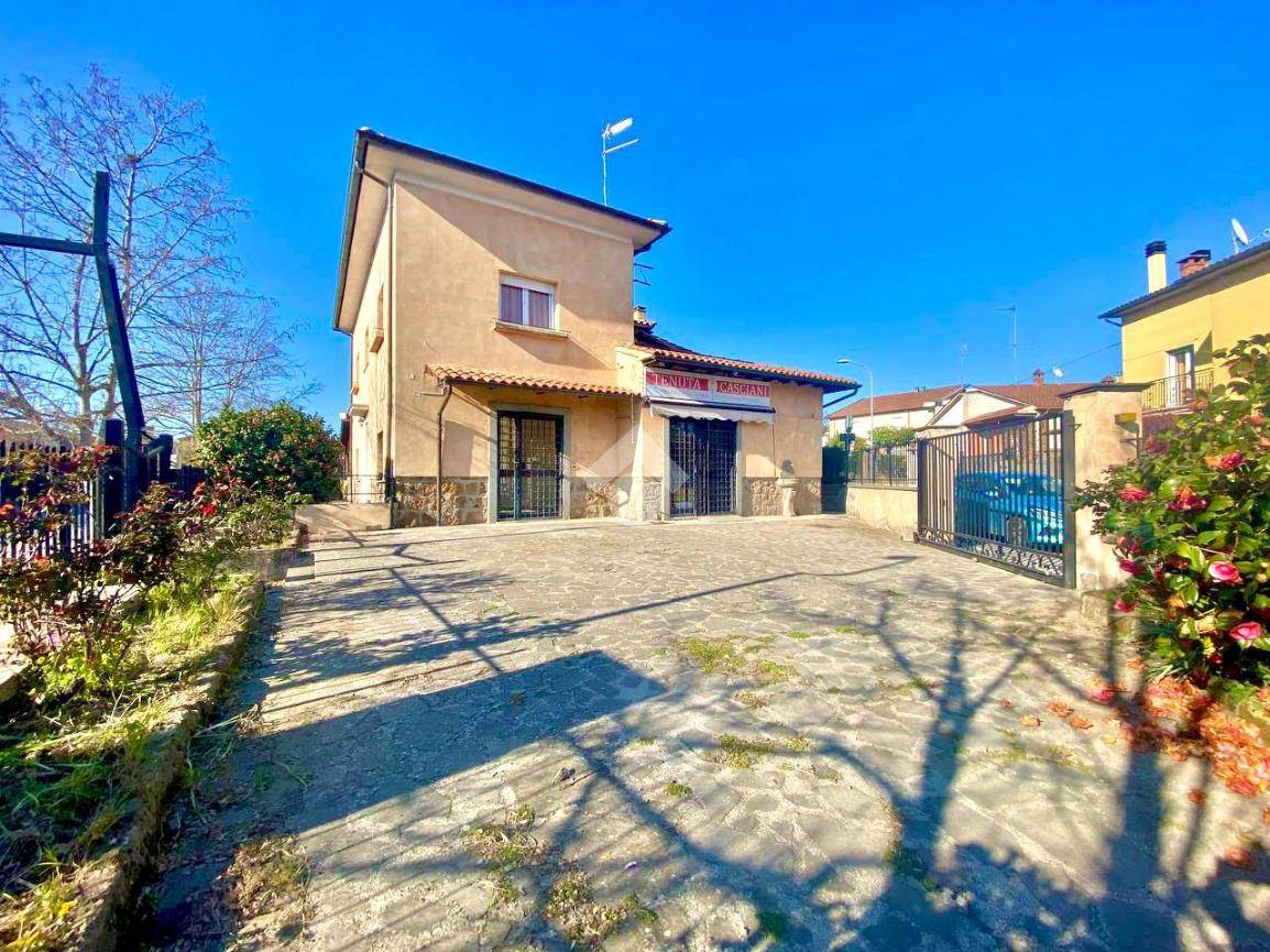 Bilocale via della stazione 1, Oriolo Romano