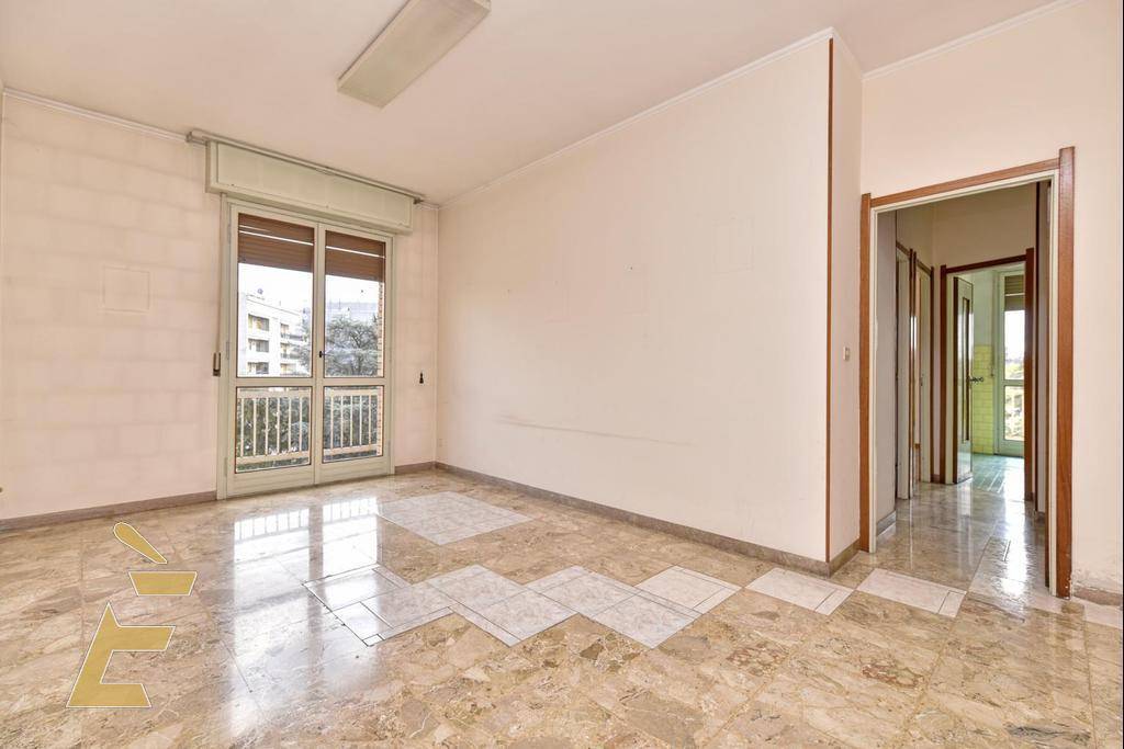 Trilocale viale della Repubblica 3D, Centro, Valenza