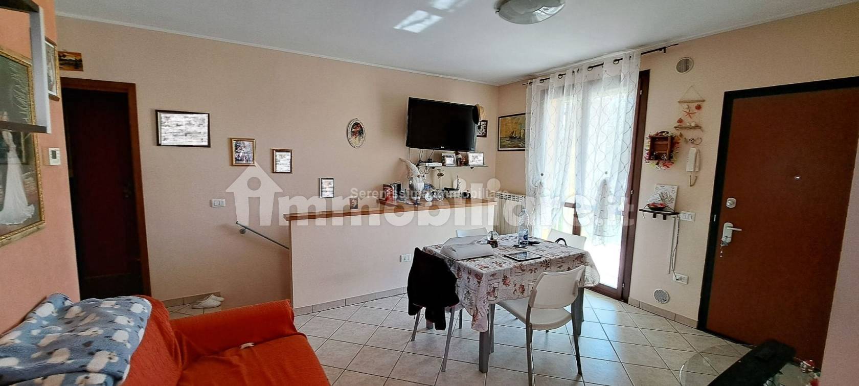 Quadrilocale buono stato, piano terra, Vallefoglia