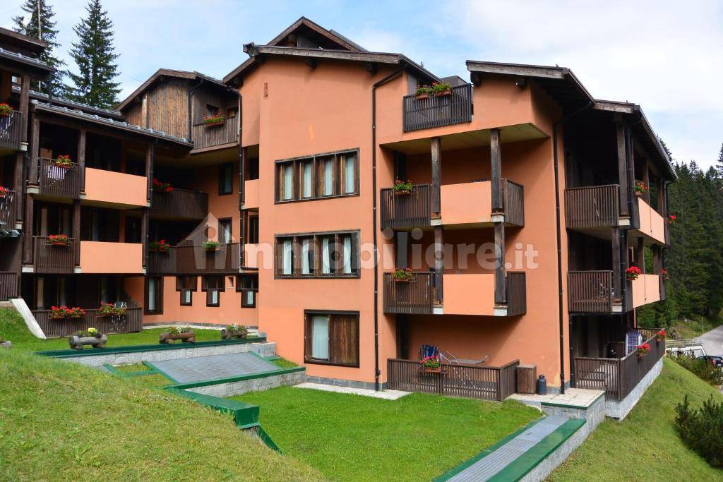 Bilocale via Pian dei Frari 29, Campo Carlo Magno, Pinzolo