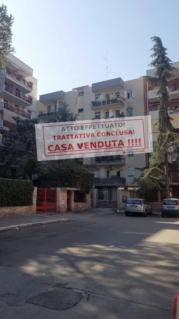 Trilocale via Michele Troisi 33, Japigia, Bari