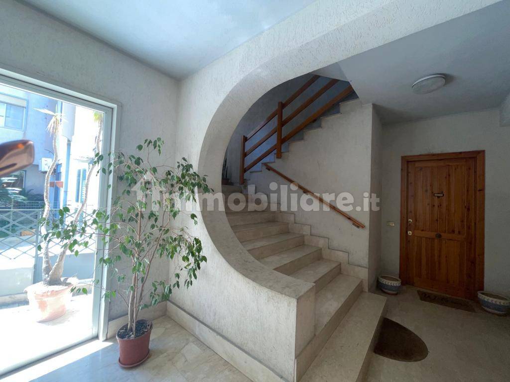 Trilocale via Nazionale Santa Margherita 199, Santa Margherita - Santo Stefano, Messina