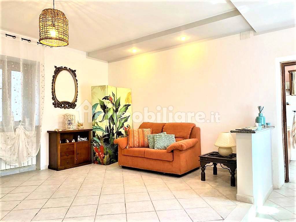 Bilocale Strada Privata Martelli 14, Pernate, Novara