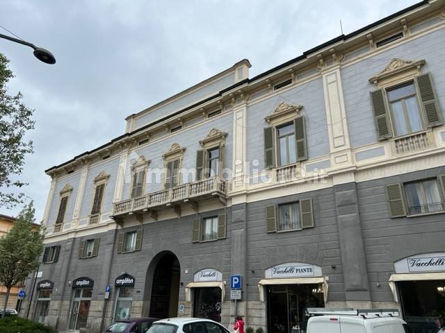 Trilocale piazza Risorgimento, Sant&#x27;Ambrogio, Cremona