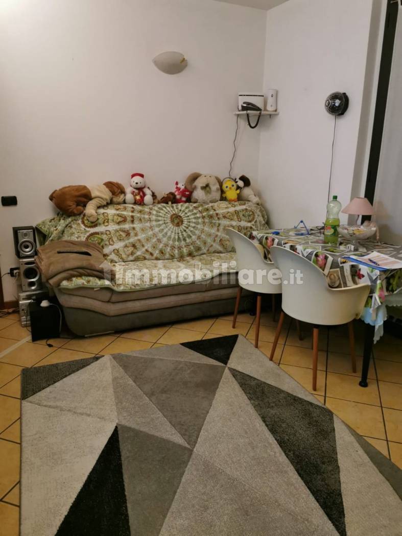 Bilocale via Europa 31, Bellusco