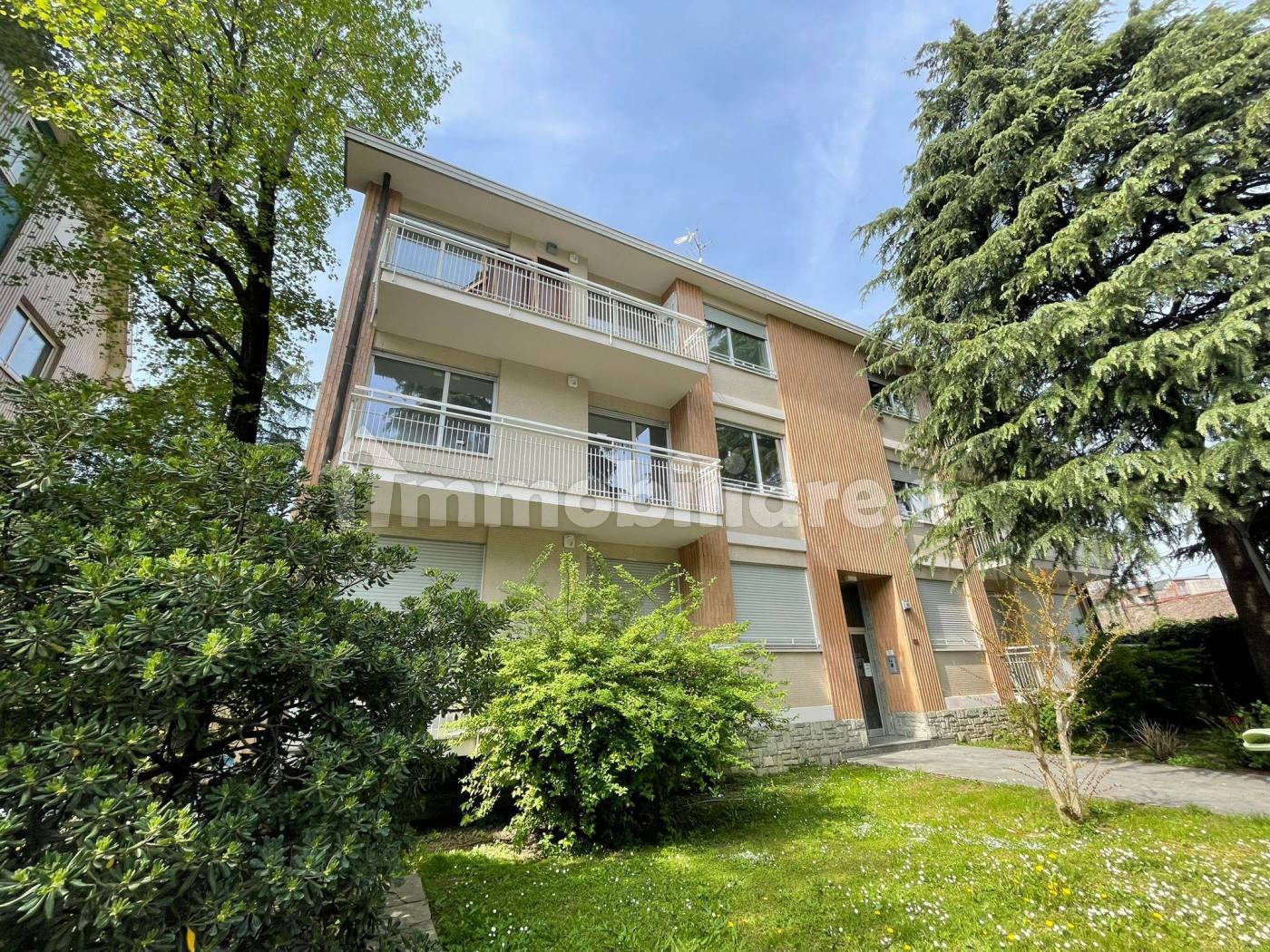 Bilocale via Orio Vergani 21, Maggiolina, Milano