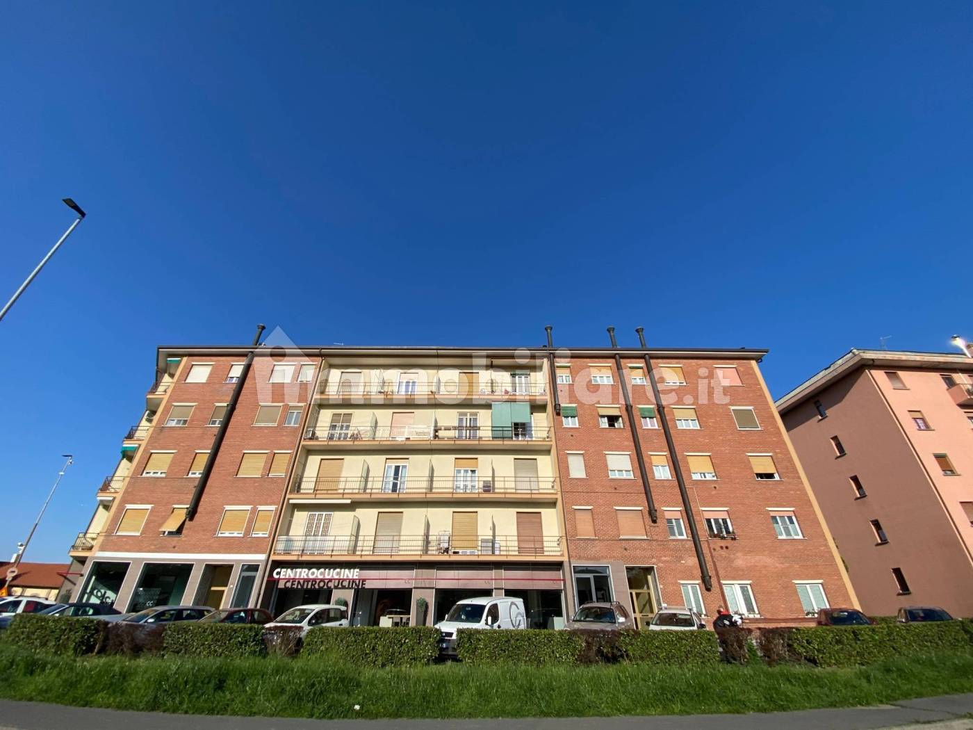 Trilocale viale Lombardia, Usmate Velate, Usmate Velate