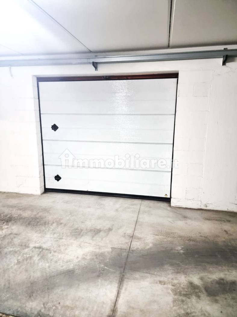 Garage - Box in Vendita